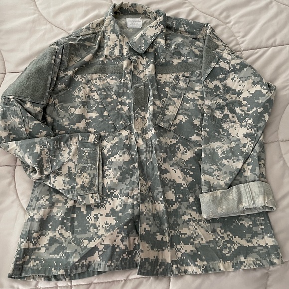 Jackets & Coats | Coat Utility Army Combat Uniform Army Universal ...